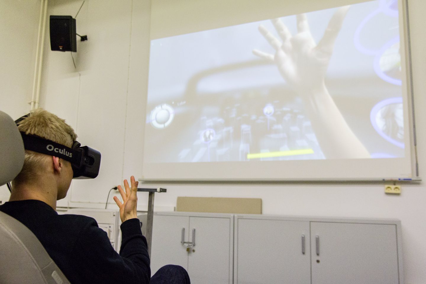 Future Augmented Reality User Interface in Autonomous Vehicles – Merz ... Future Augmented Reality User Interface in Autonomous Vehicles – Merz ...