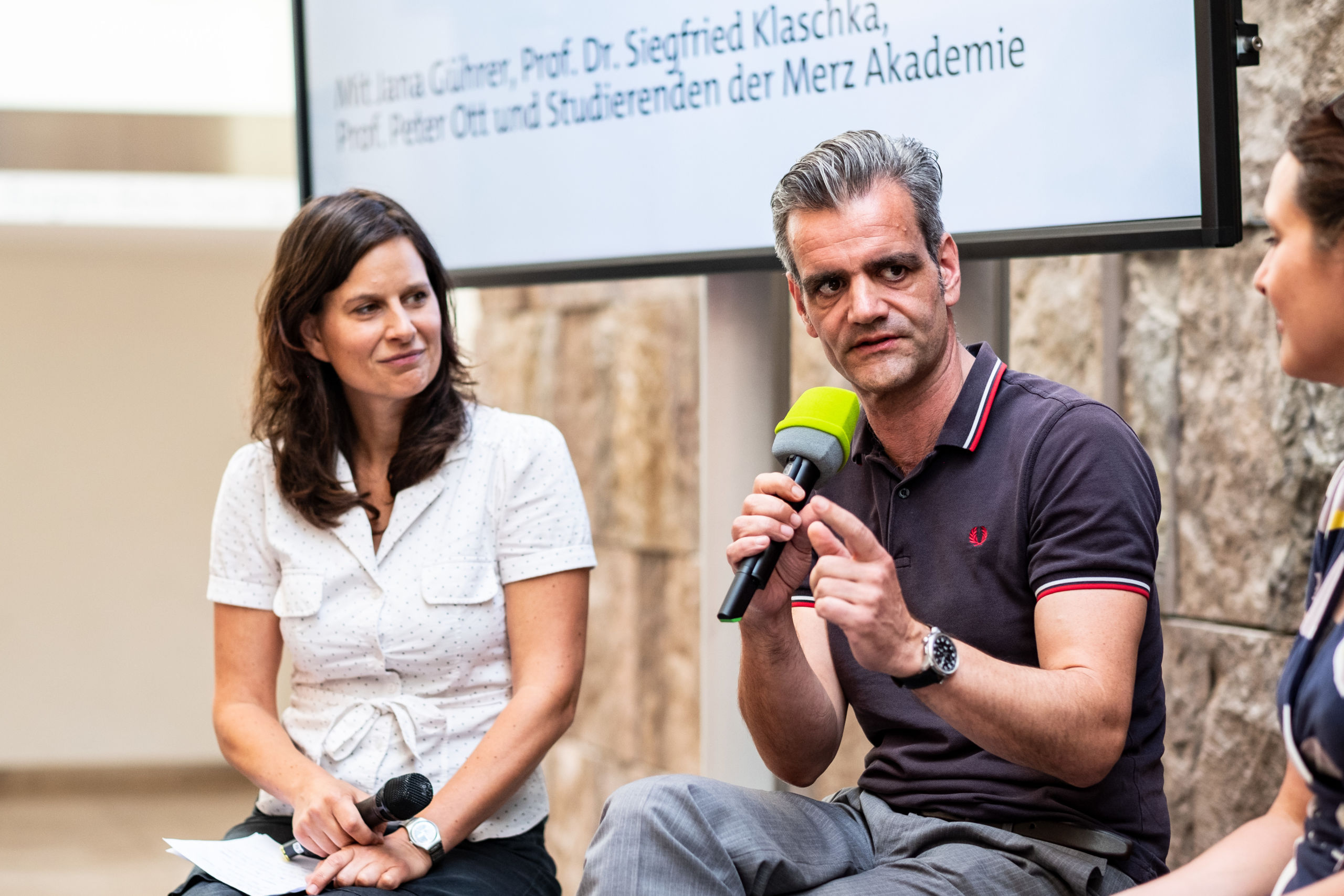 Prof. Peter Ott auf dem Duhok International Film Festival im Irak ...